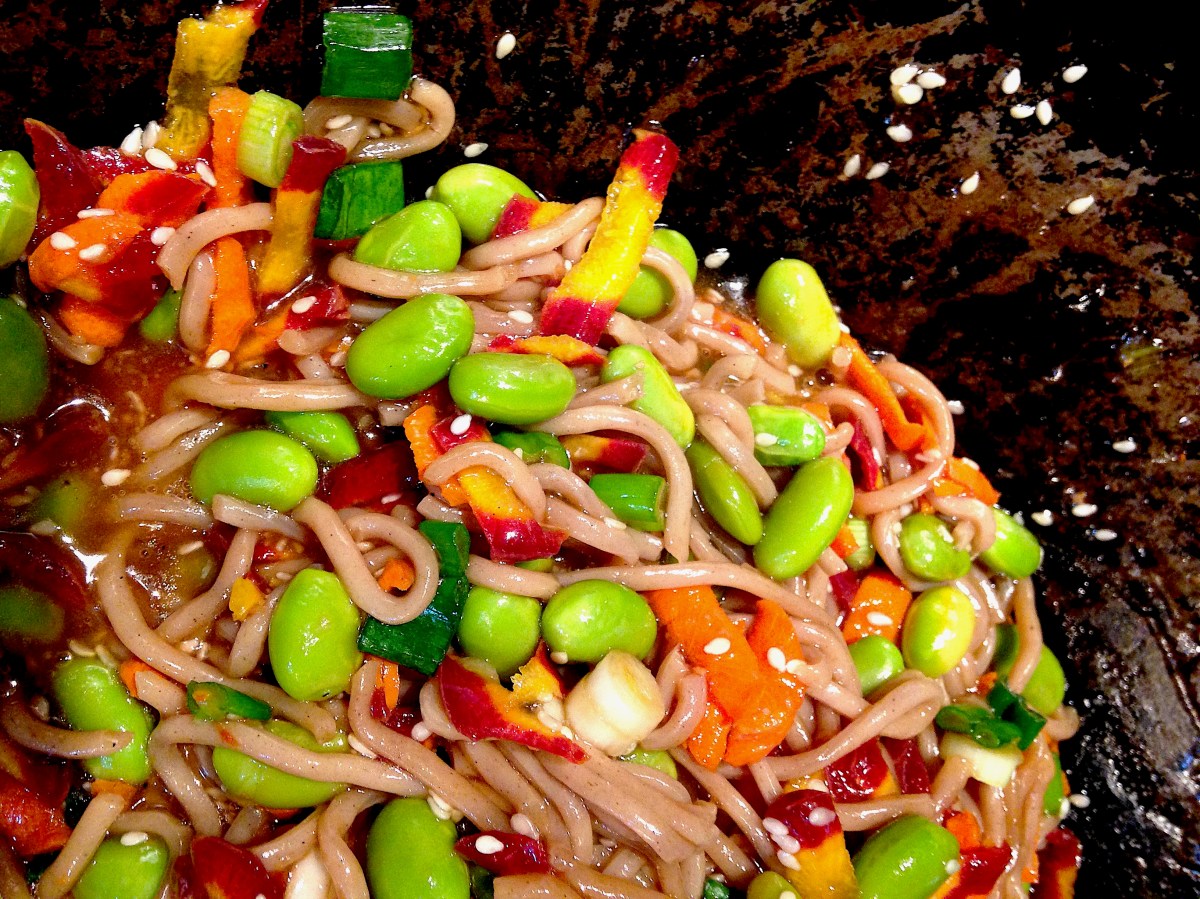 Soba, Edamame, and Sesame Seed Stir-Fry – The Ephemeral Bee