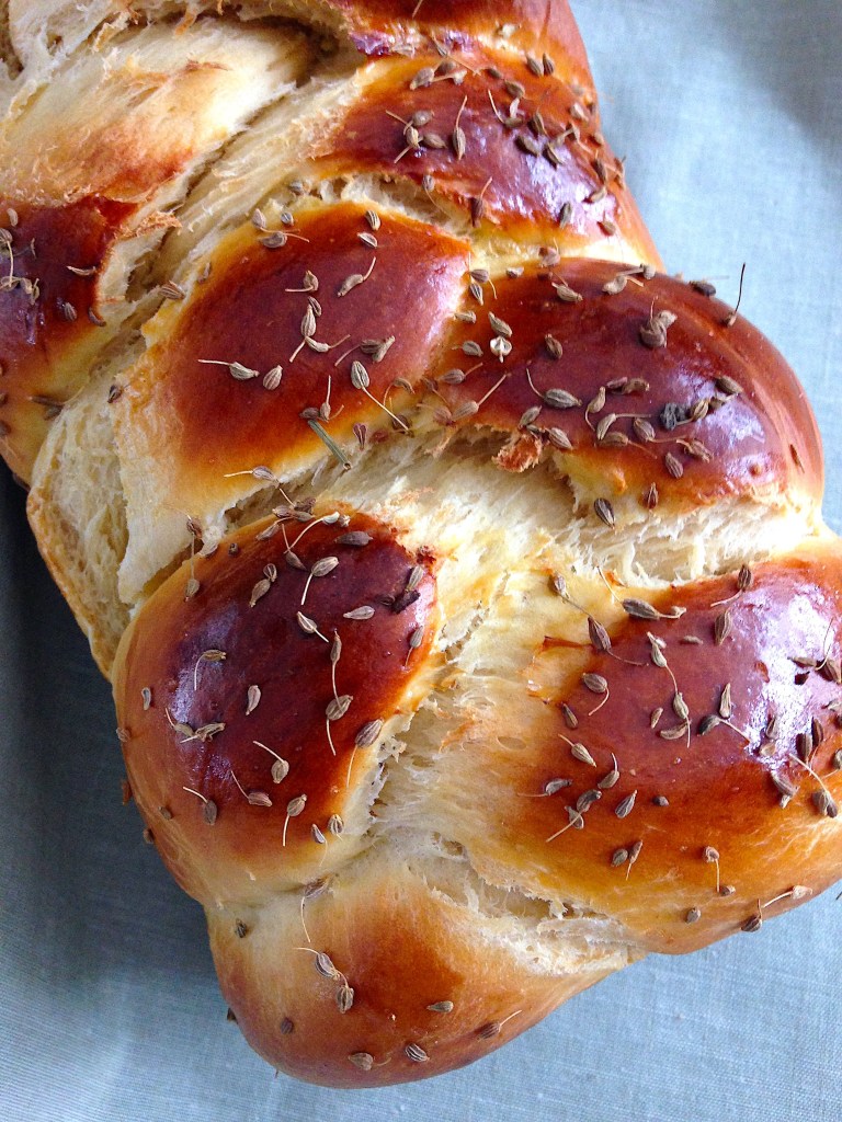 Italian Anise Easter Bread – The Ephemeral Bee